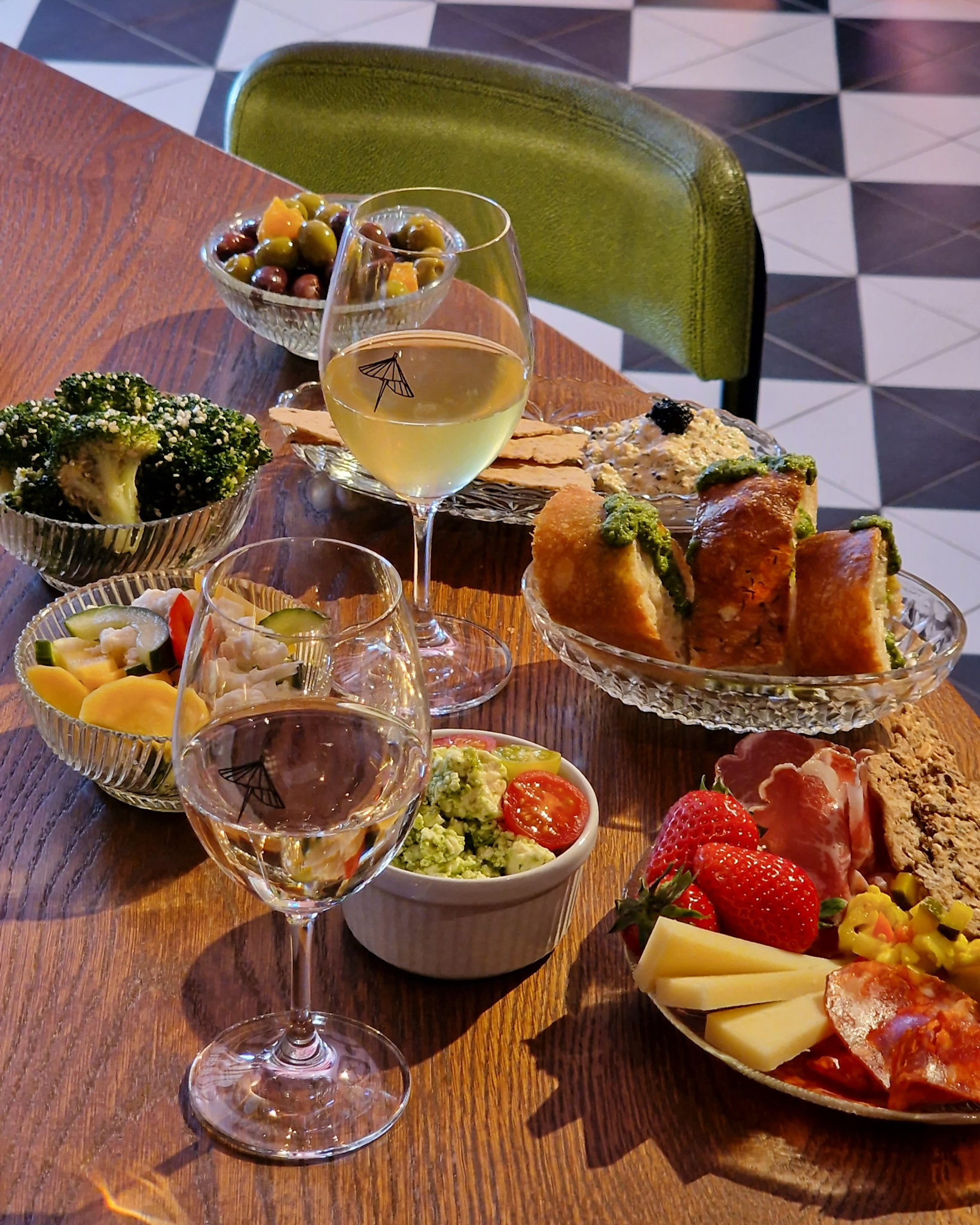 Ruoka ja juoma - Riviera